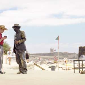 Invisible hero - Cinesseum